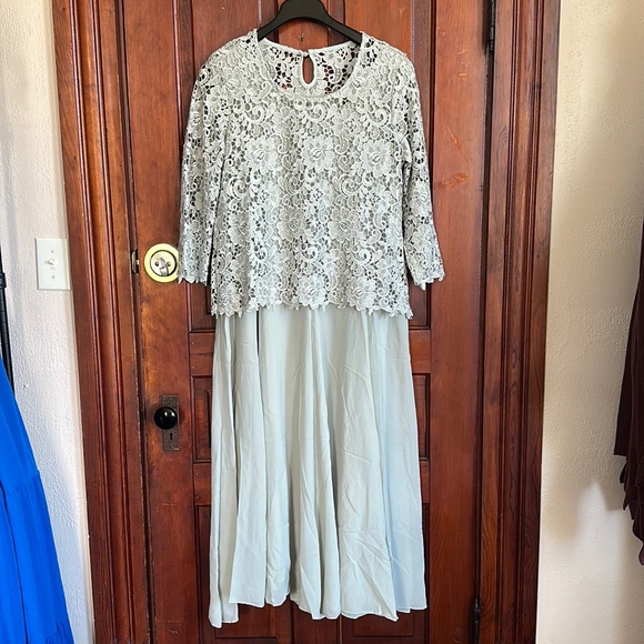 The Paragon | Dresses | The Paragon Formal Sage Green Panel Dress Maxi ...